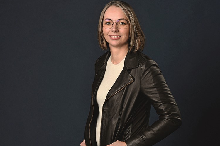 Coverstory: 'Vrouwen zijn soms te kritisch op zichzelf' | Koninklijke Notariële Beroepsorganisatie